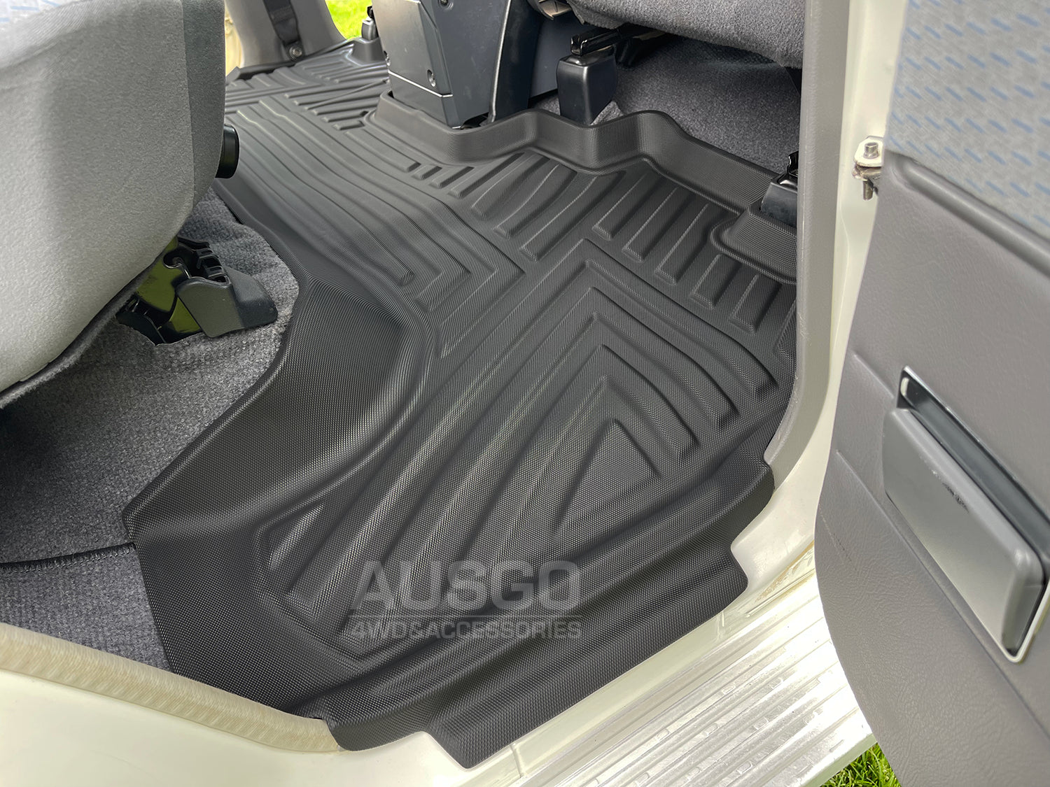 5D Moulded Car Floor Mats for Toyota Land Cruiser 79 Series LC79 Dual ...